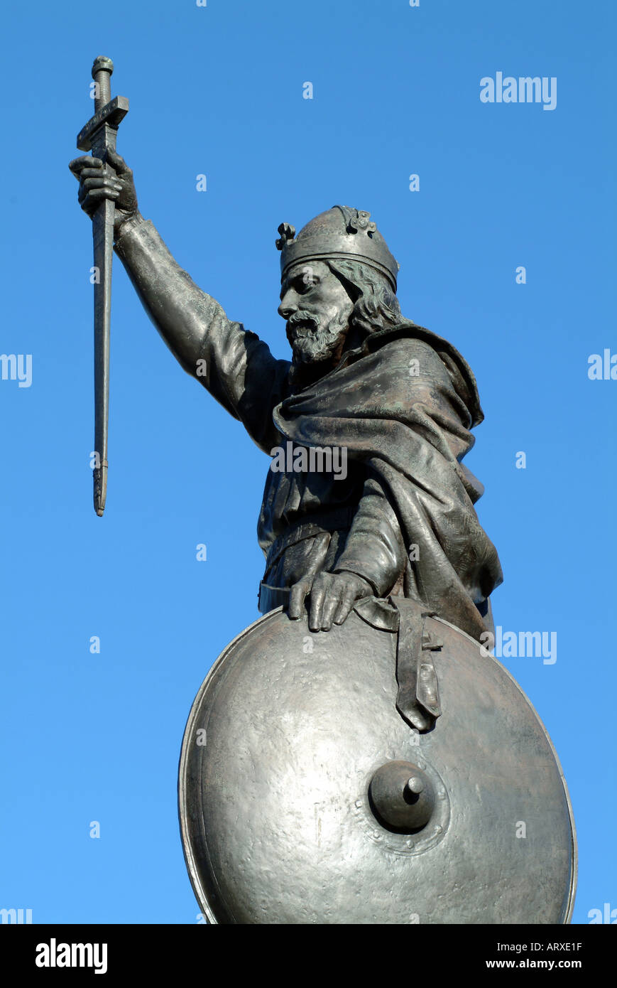 King Alfred the Great statue on The Broadway Winchester Hampshire ...