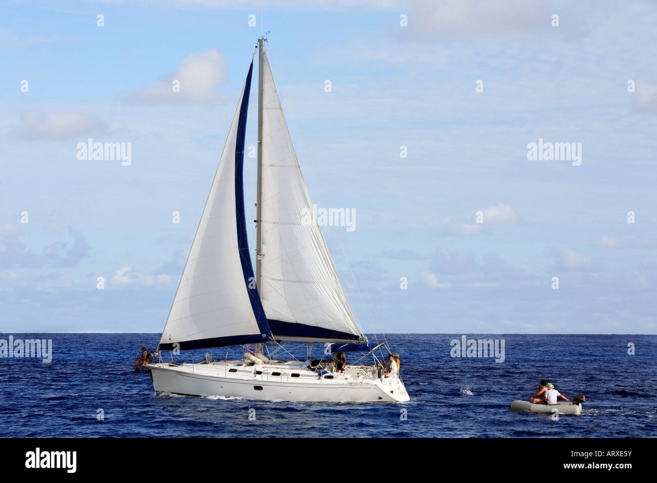 sailing boat cruising of the seychelles island Stock Photo - Alamy