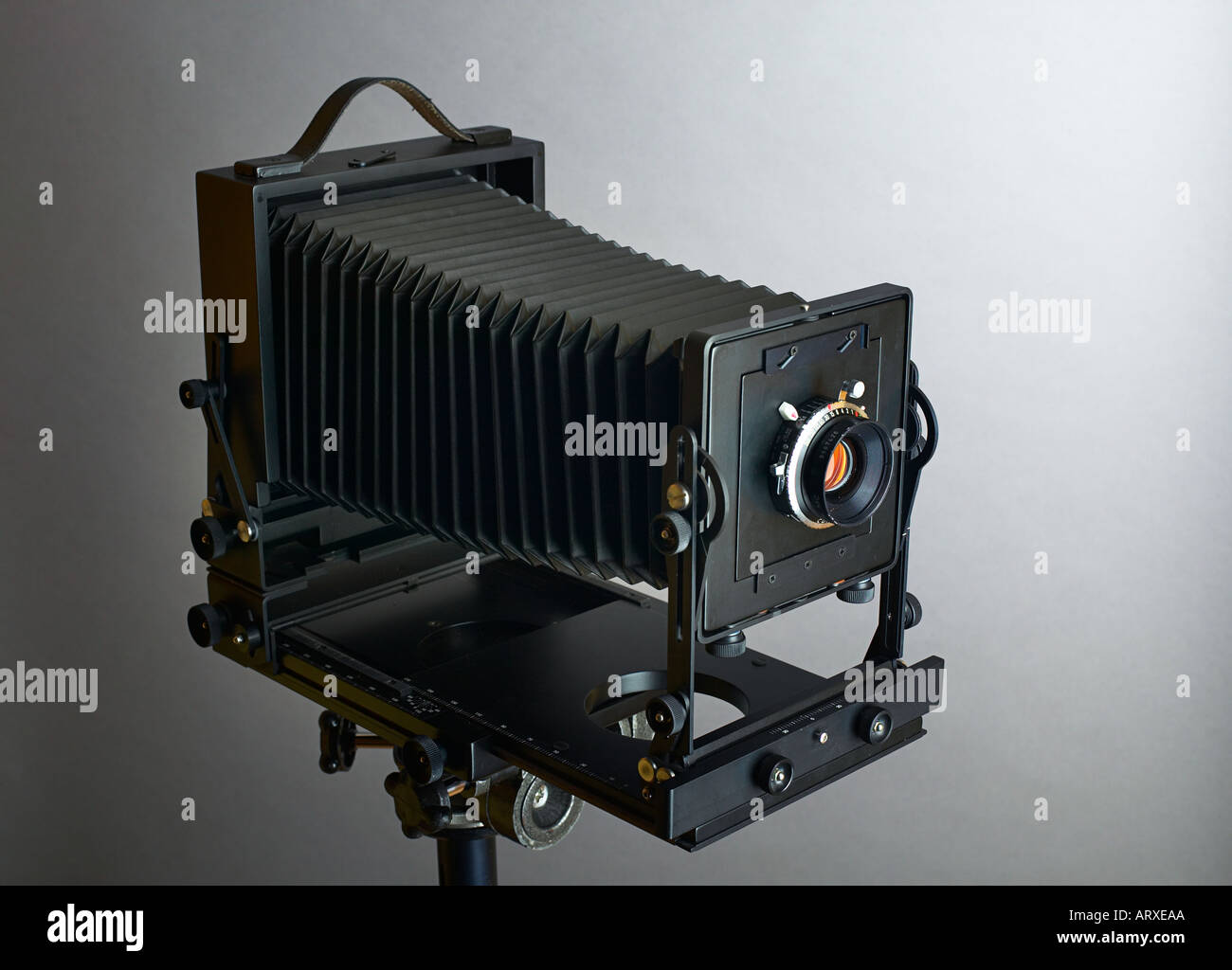 Victorian camera tripod hi-res stock photography and images - Alamy