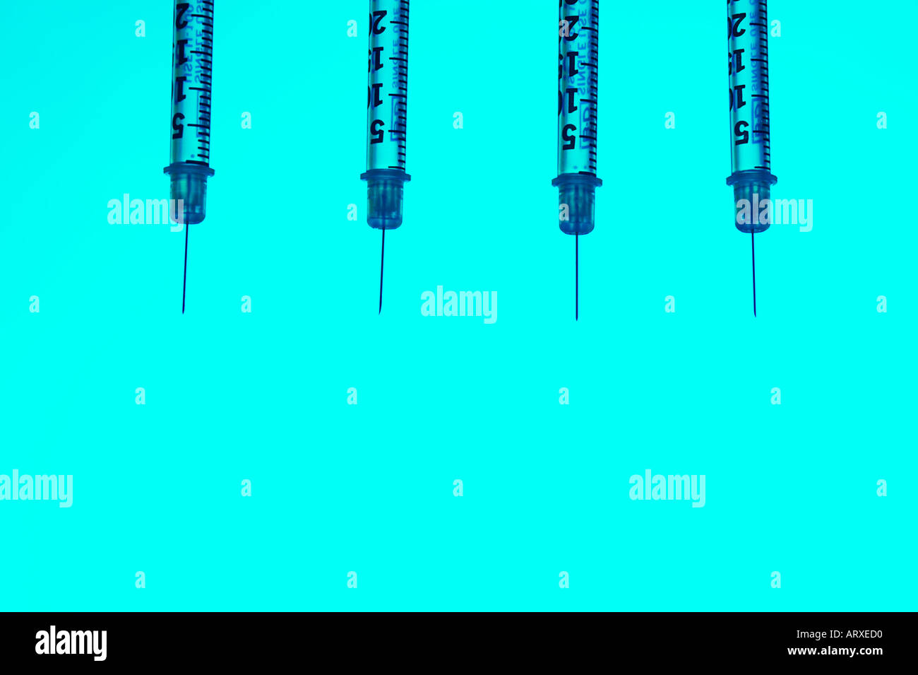Syringes botox hi-res stock photography and images - Alamy