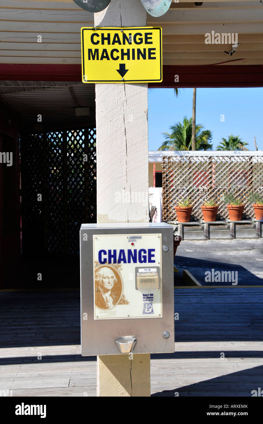 Parking meters and change hi-res stock photography and images - Alamy