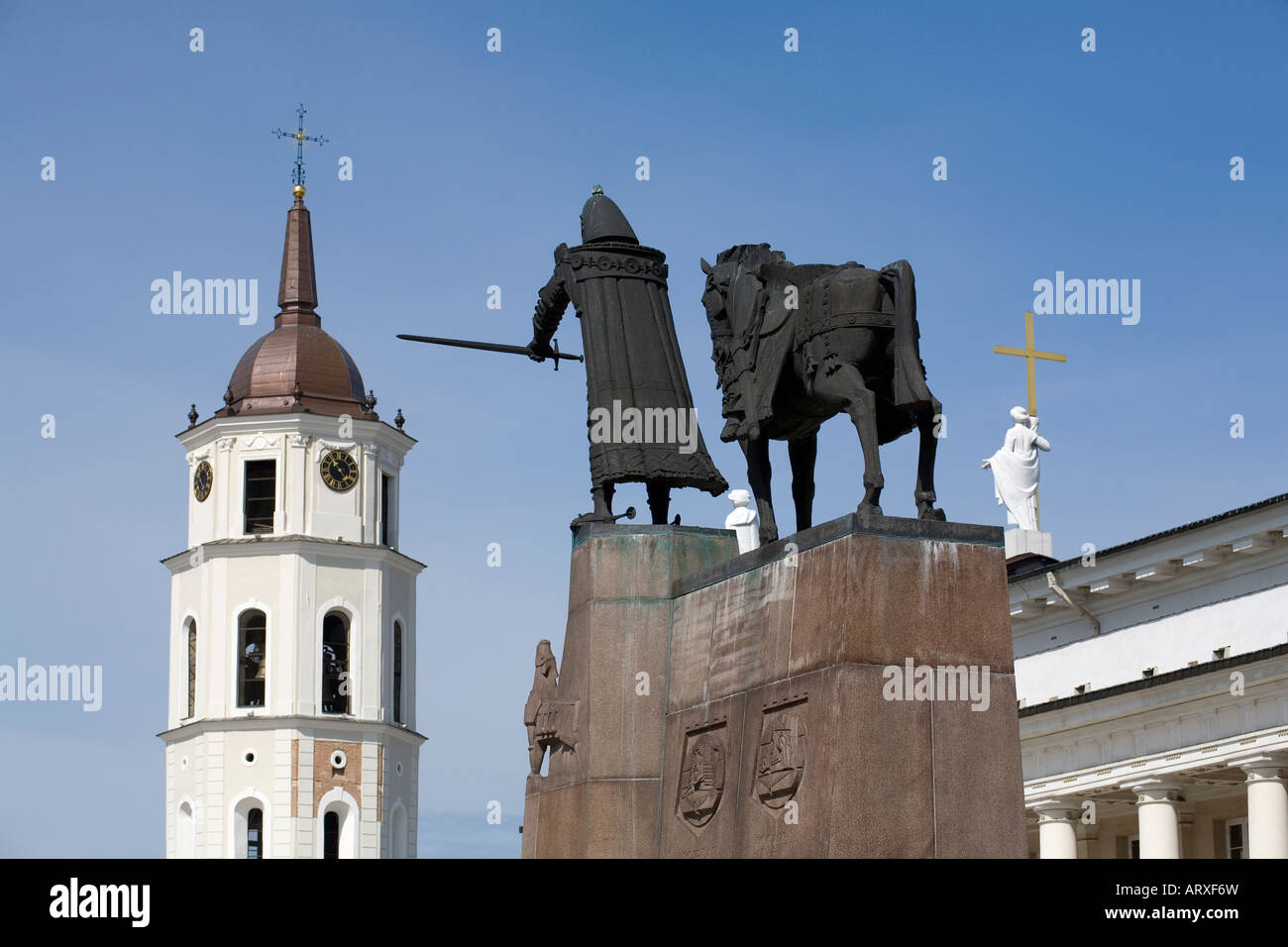 The statue of Grand Duke Gediminas and the Cathedral bell tower in ...