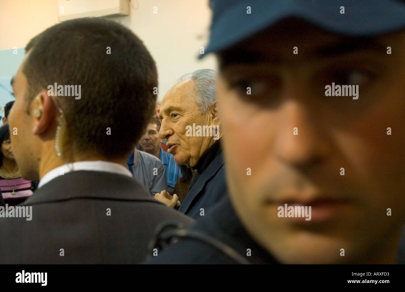 Body guards hi-res stock photography and images - Alamy