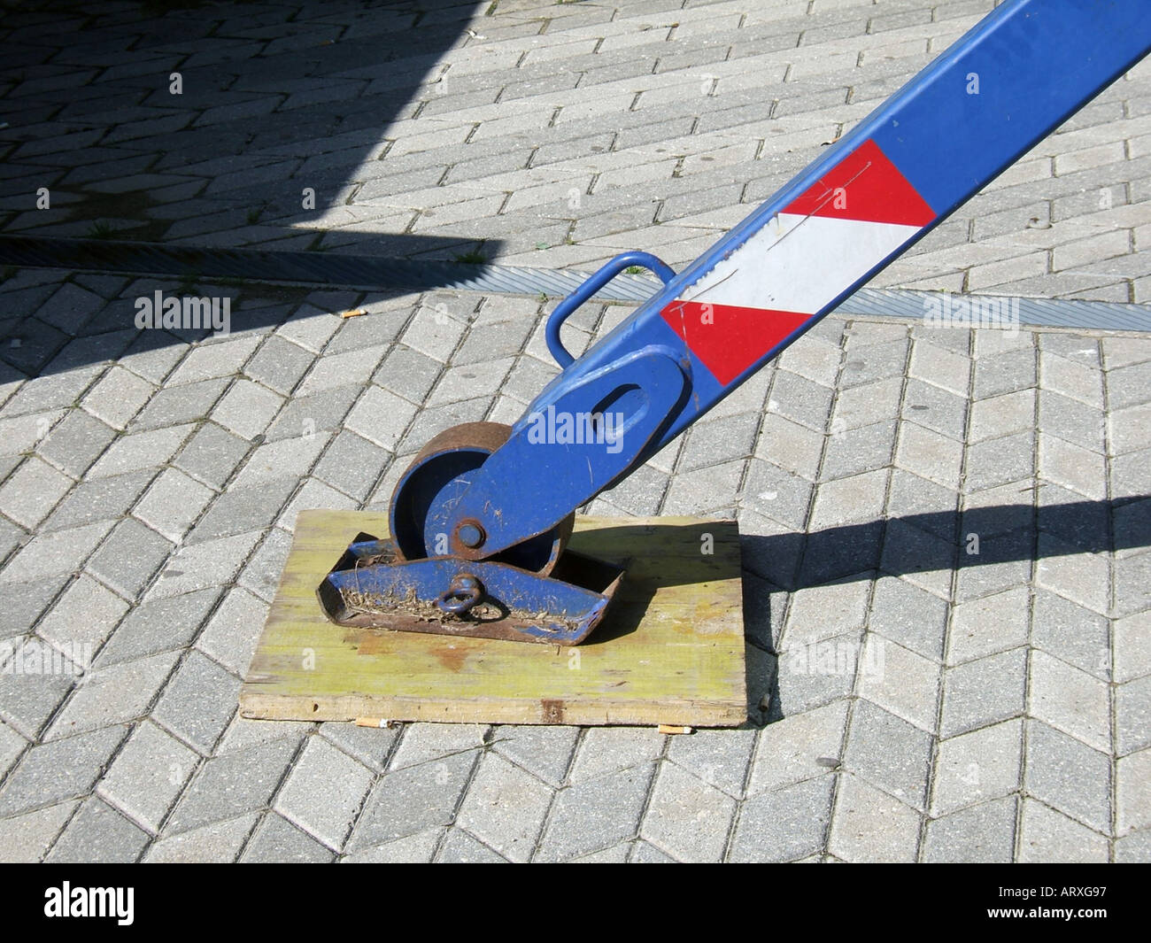 support for mobile crane leg Stock Photo - Alamy