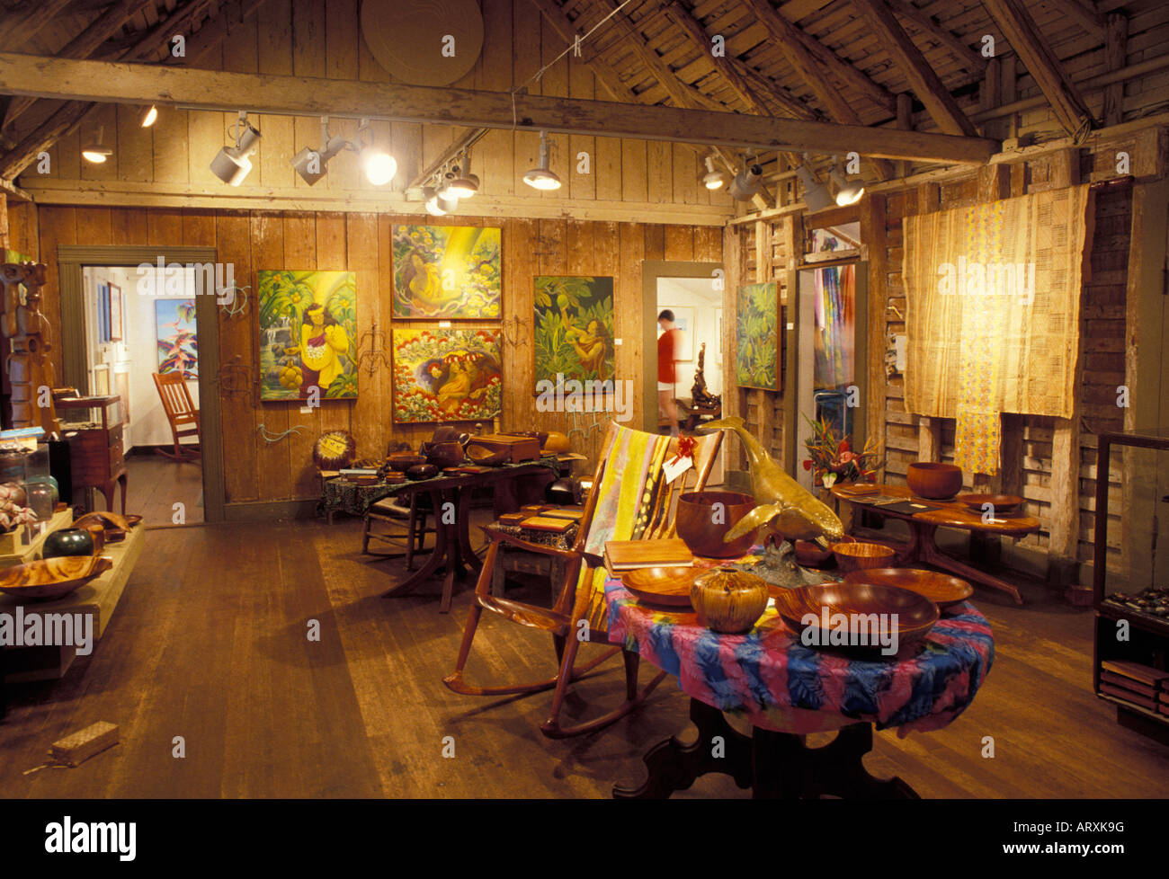 Volcano art center hi-res stock photography and images - Alamy