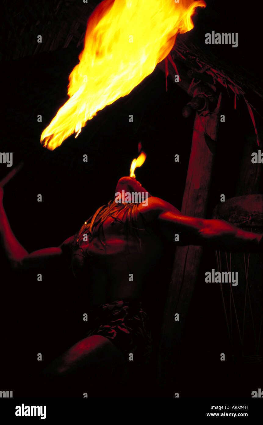 Polynesian Fire dancer Stock Photo - Alamy