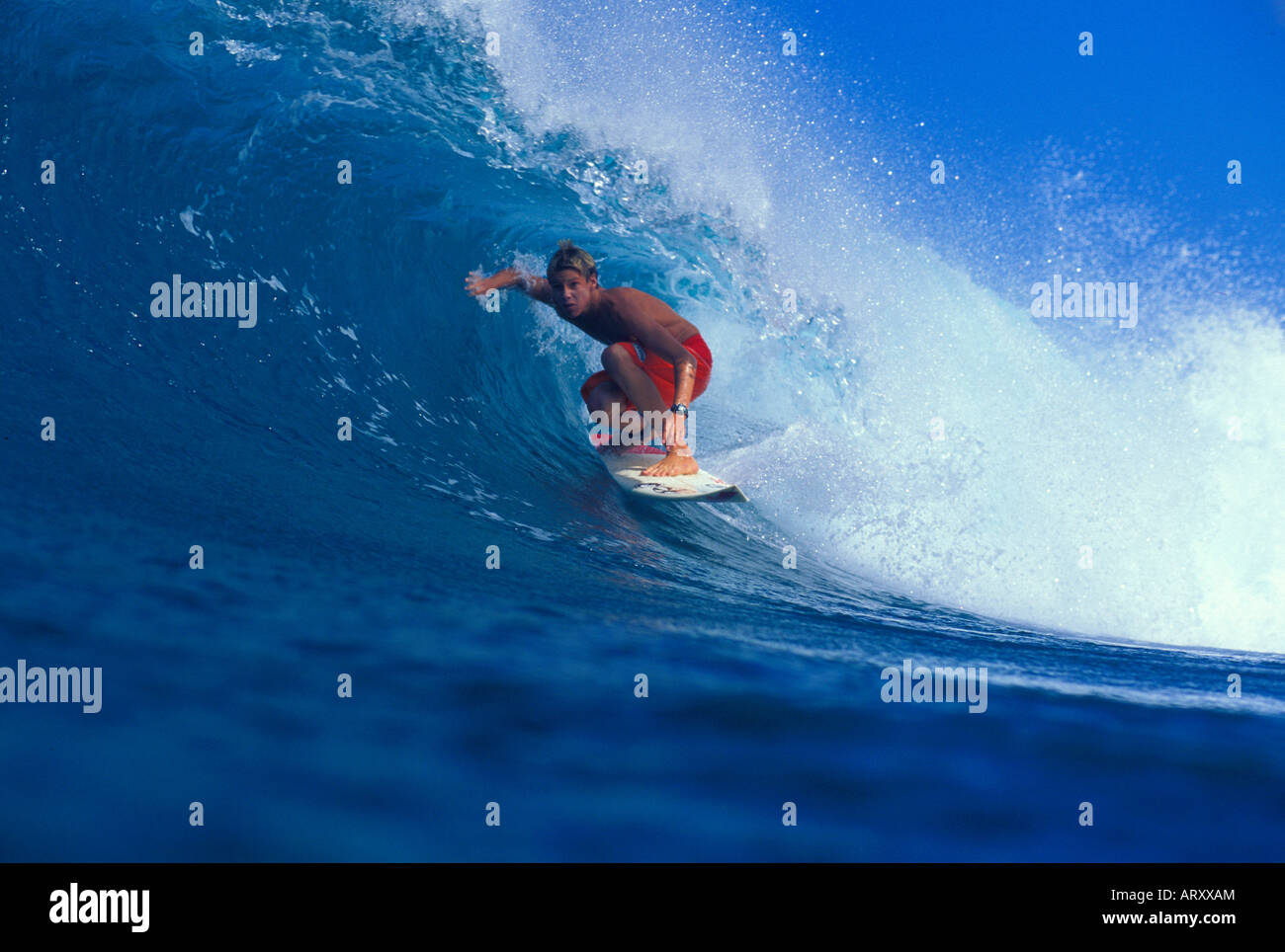 Surfer Ian Walsh surfing at Honolua Bay on Maui Stock Photo - Alamy