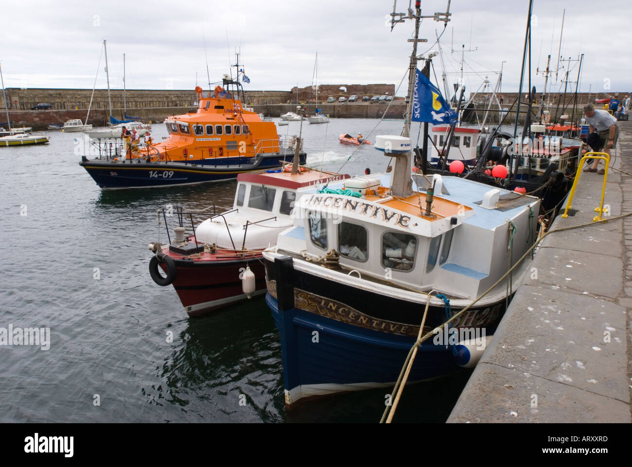 Dunbar lifeboat hi-res stock photography and images - Alamy
