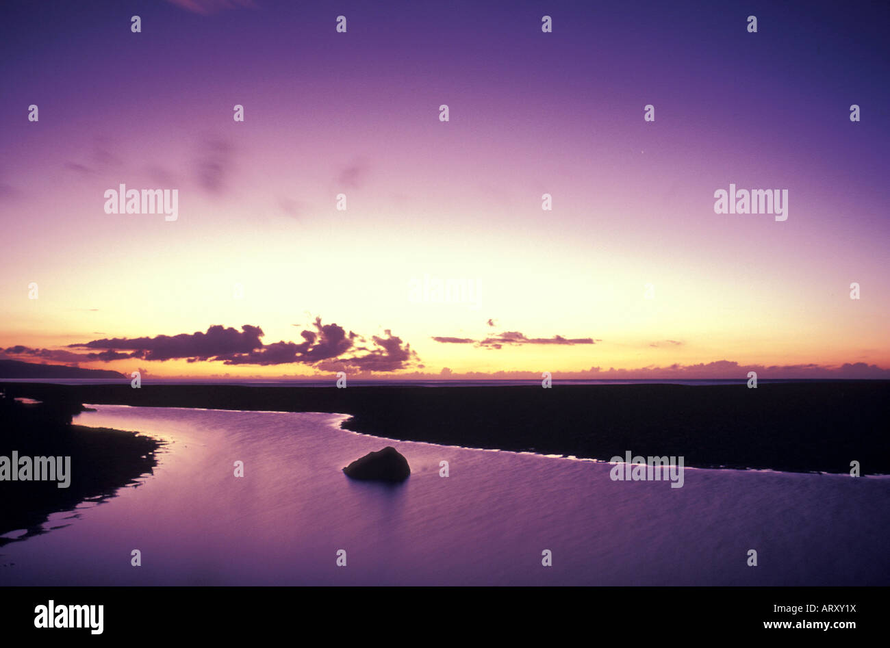 Beautiful sunset on shore hi-res stock photography and images - Alamy