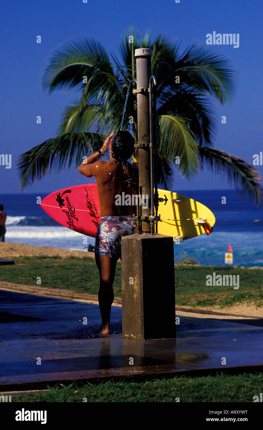 Young surfers north shore oahu hi-res stock photography and images - Alamy