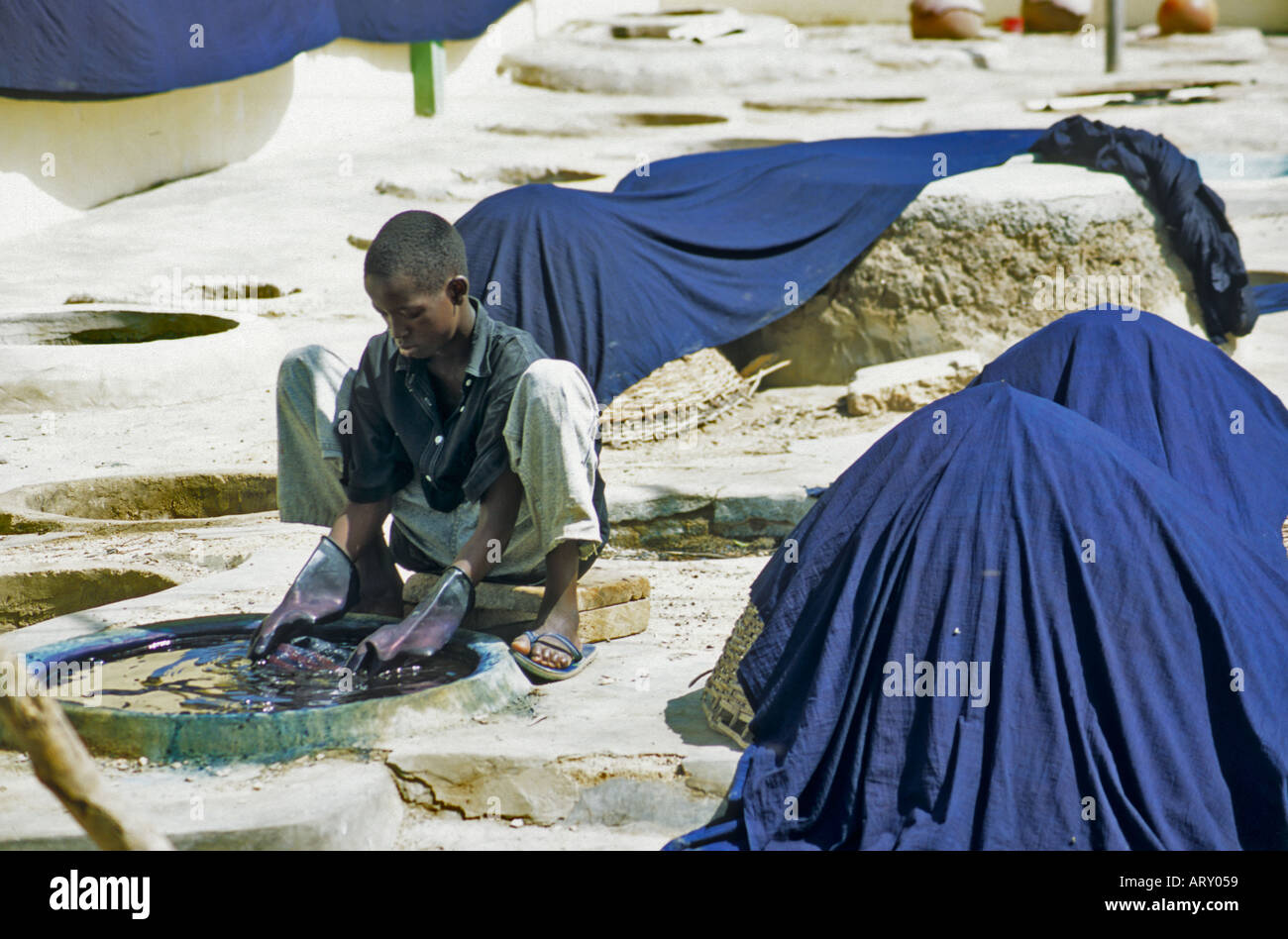 Dye pits, Kano, Nigeria Stock Photo - Alamy