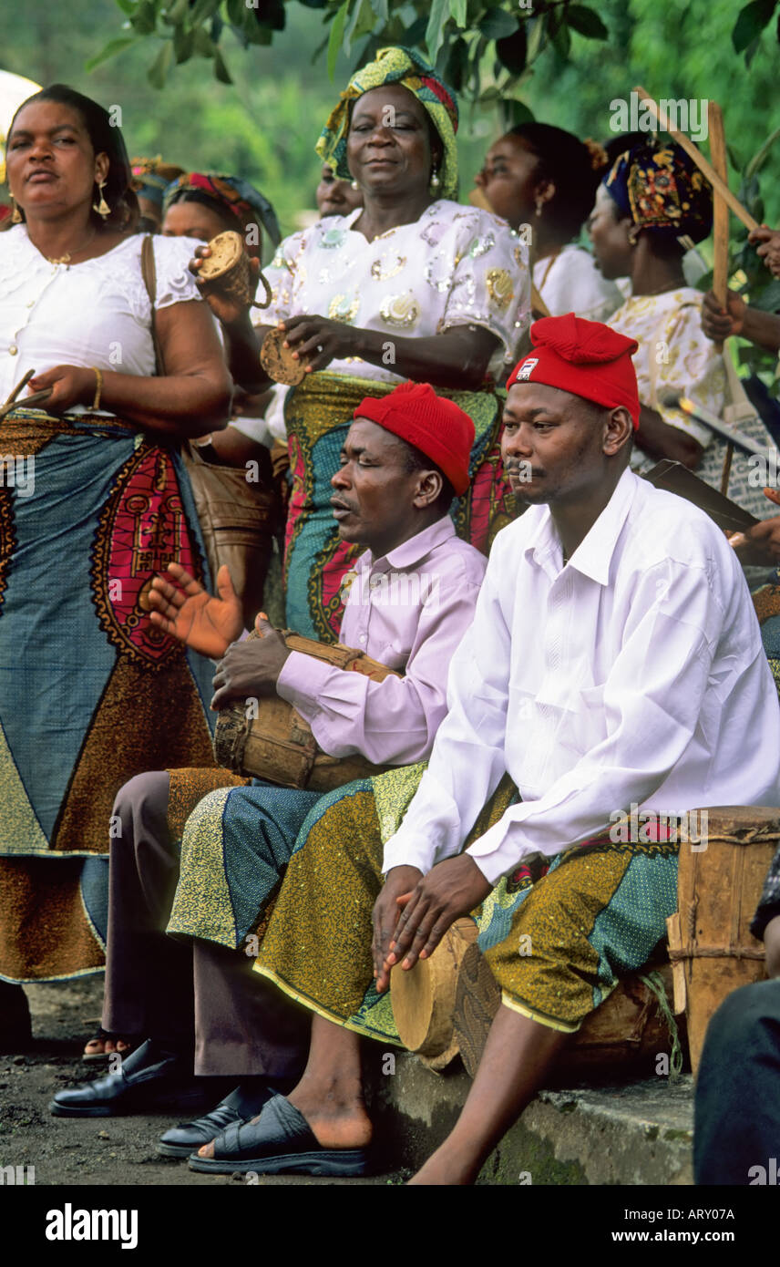 Traditional Dancing, Ejagham tribe, Buea, Cameroon Stock Photo - Alamy