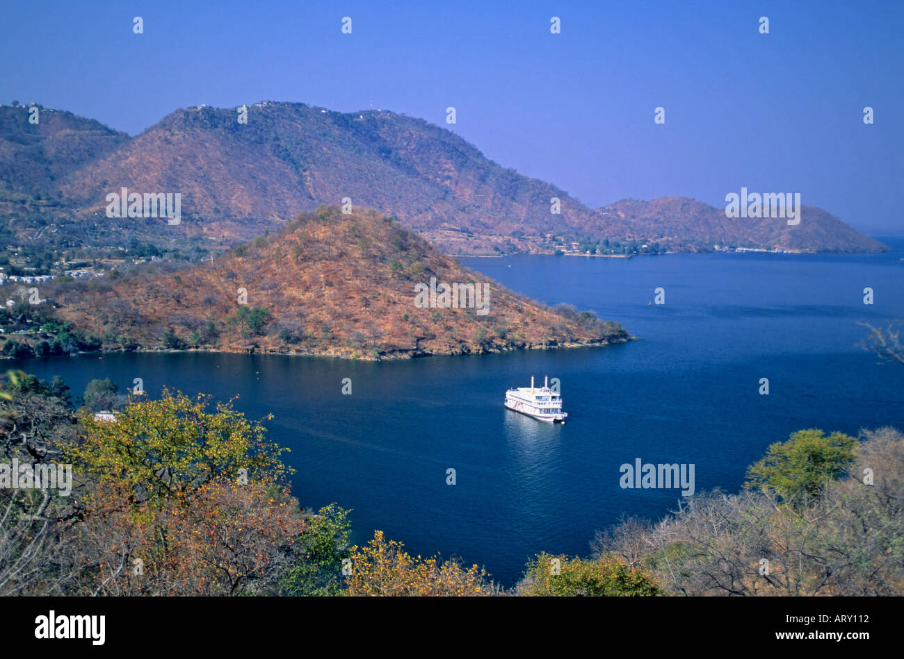 Lake Kariba at Kariba, Zimbabwe Stock Photo - Alamy