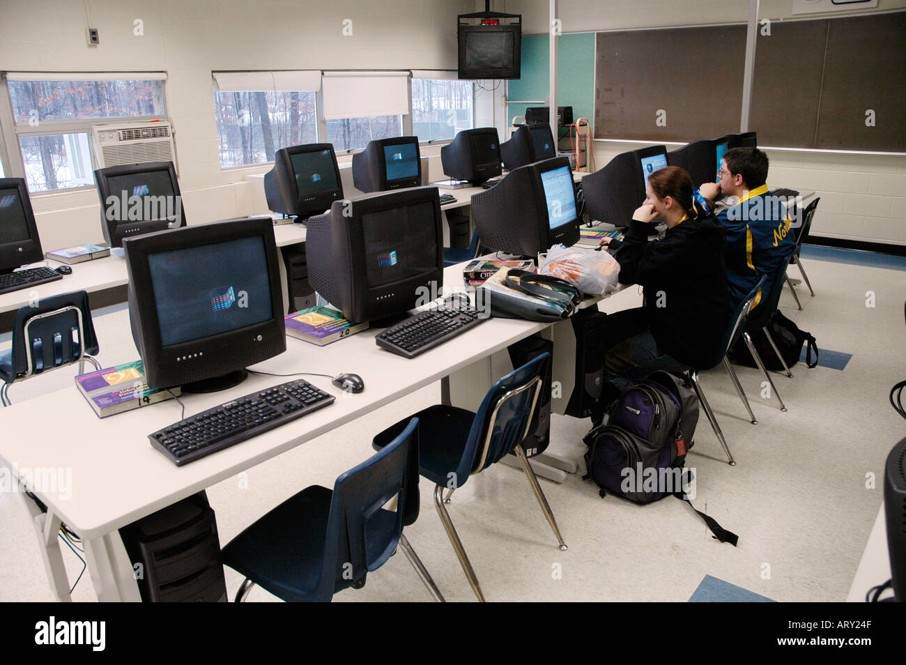 High school students work in a computer laboratory Stock Photo - Alamy