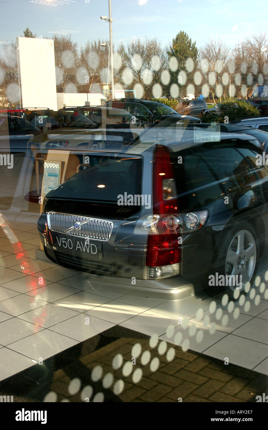 Car in volvo dealer showroom hi-res stock photography and images - Alamy