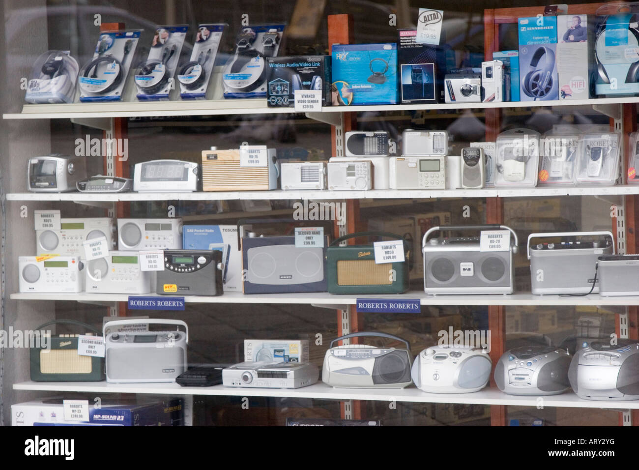 Shop window display of retro and digital radios Stock Photo - Alamy