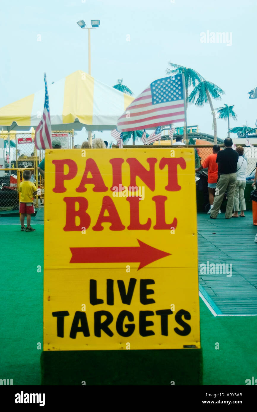 Paintball sign hi-res stock photography and images - Alamy