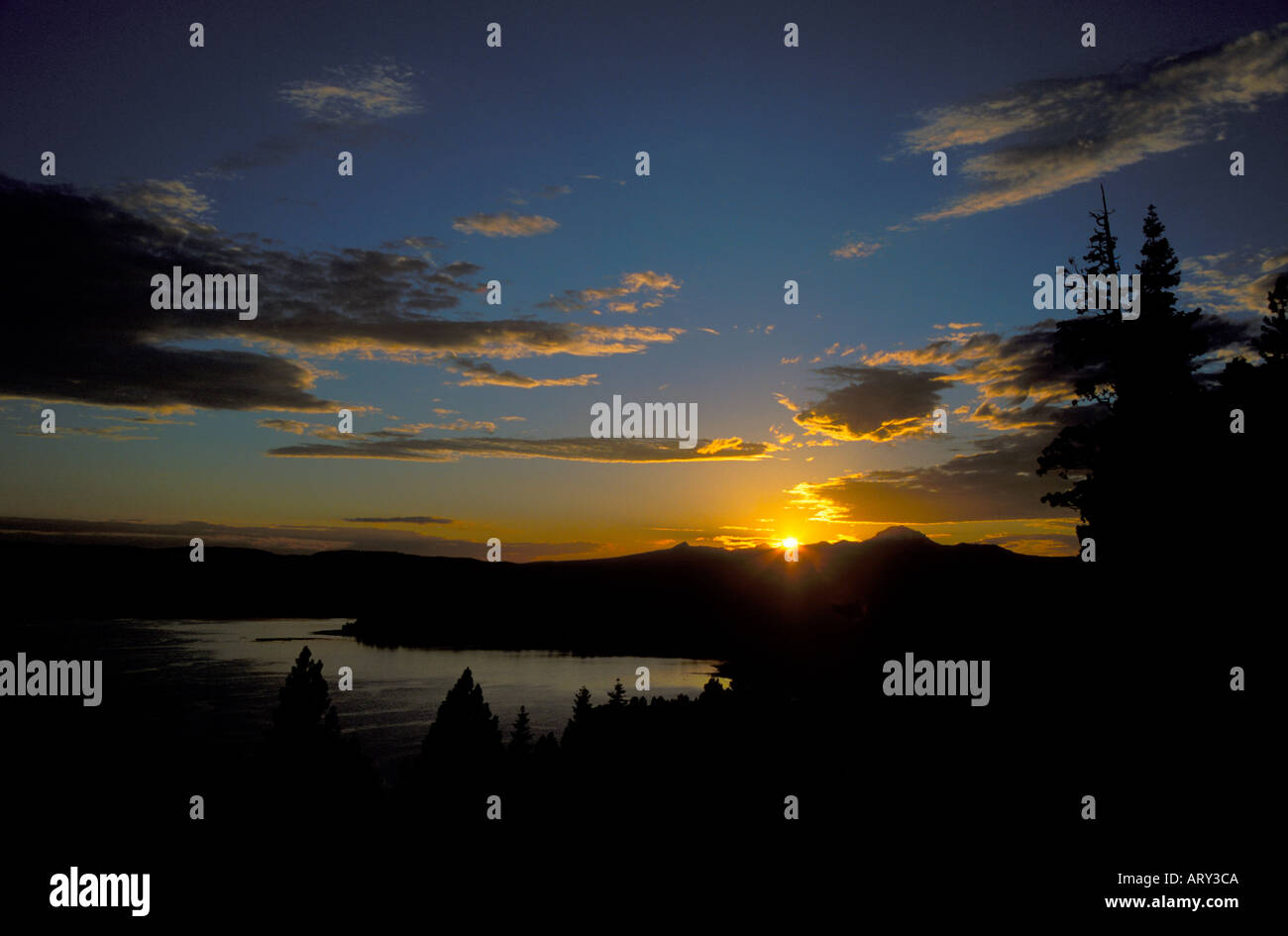 Sunset over Mount Lassen from Lake Almanor Stock Photo - Alamy