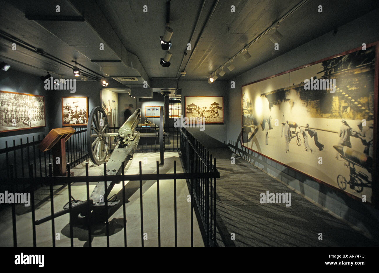 Displays at US Army Museum, which commemorates warfare in Hawaii from ...