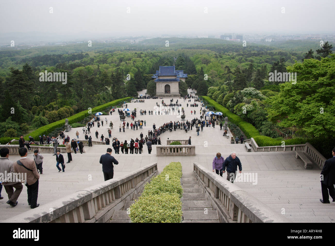 The Mausoleum of Sun Yat Sen Stock Photo - Alamy