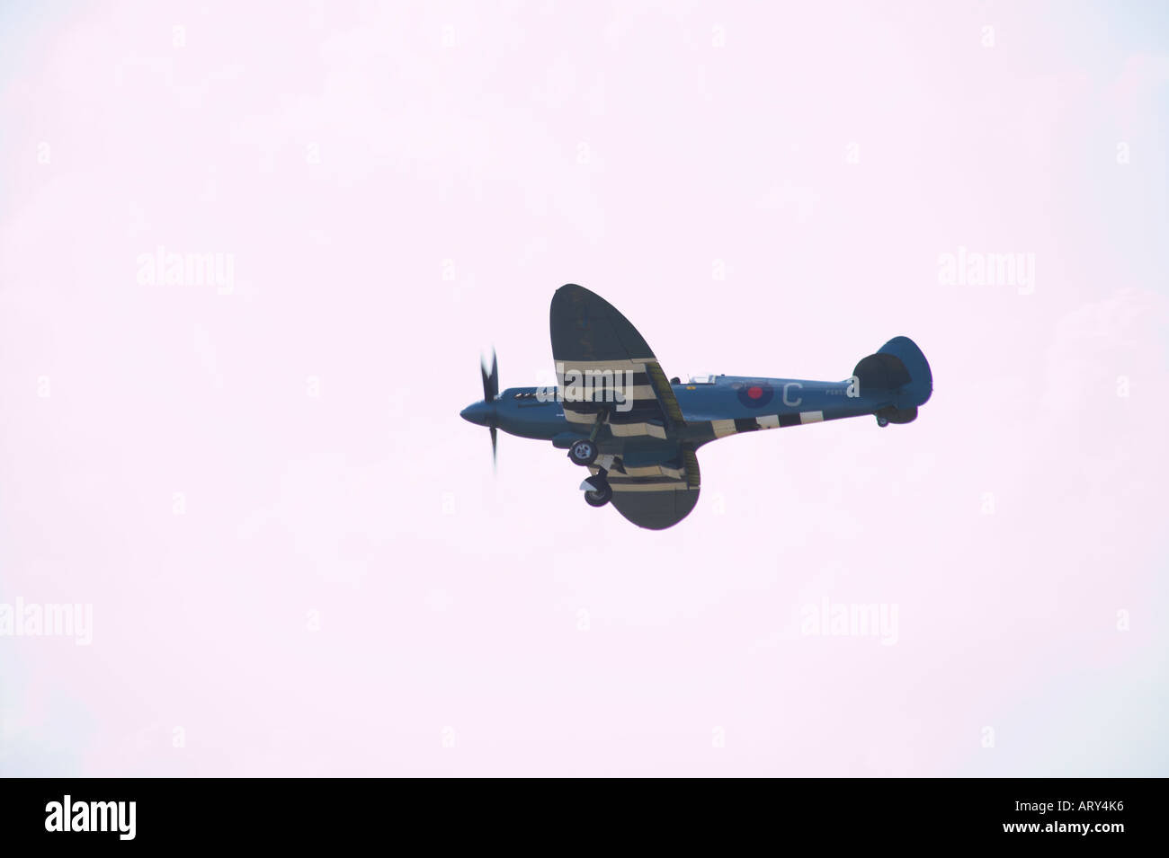 Mark xix spitfire hi-res stock photography and images - Alamy