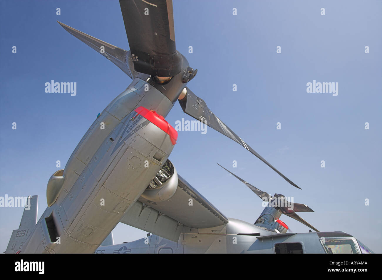 Osprey VMX 22 inclined starboard engine Stock Photo - Alamy