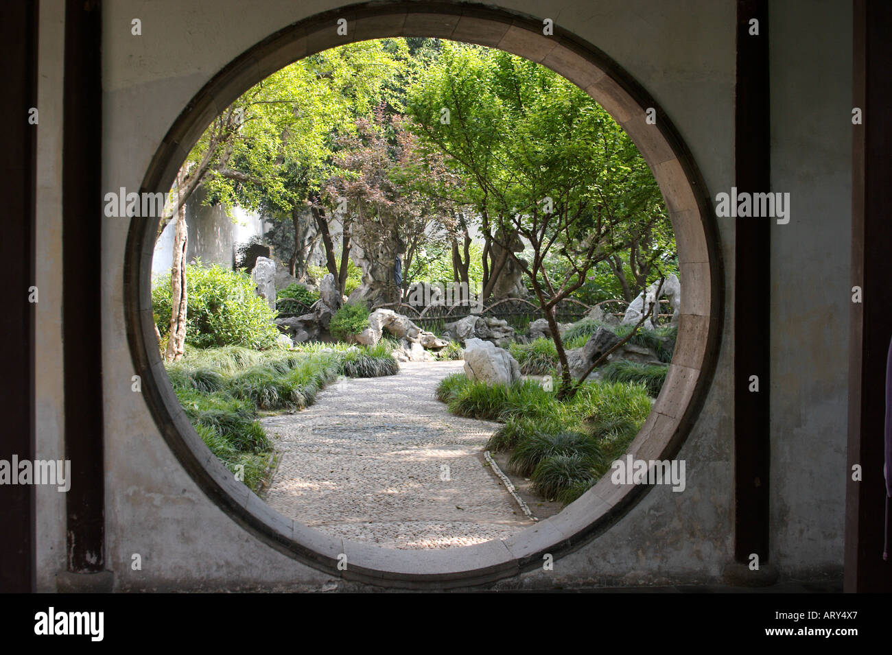 The Lingering Garden Stock Photo - Alamy