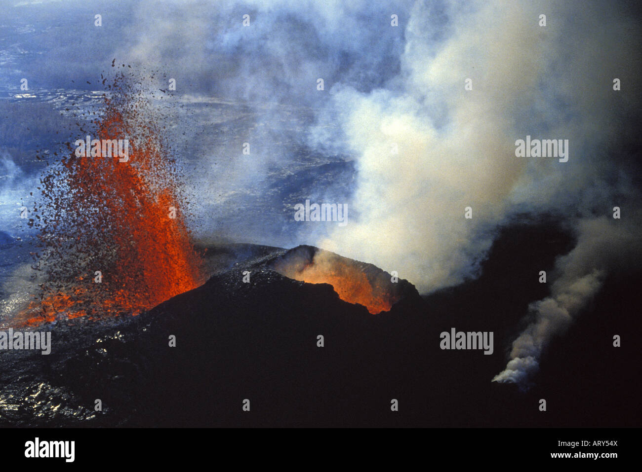 Fountaining eruptions from Kilauea's first eruption in 1983 at puu oo ...