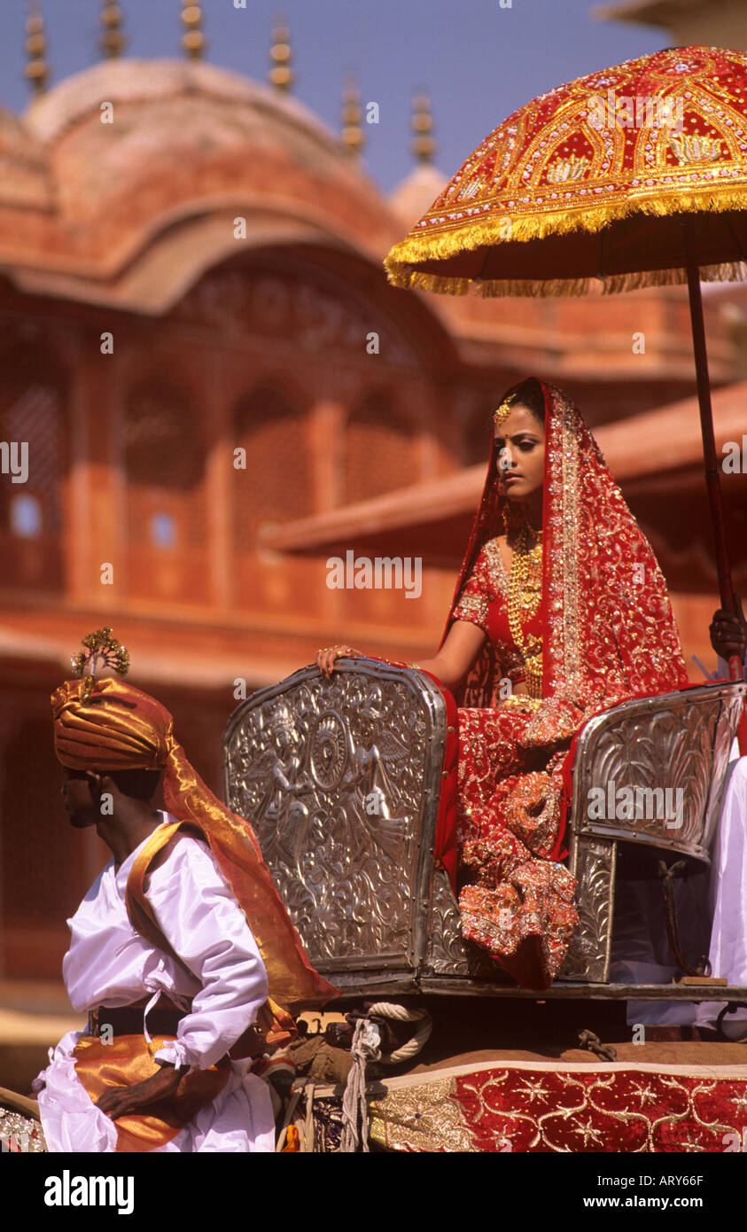 Elephant lady hi-res stock photography and images - Alamy