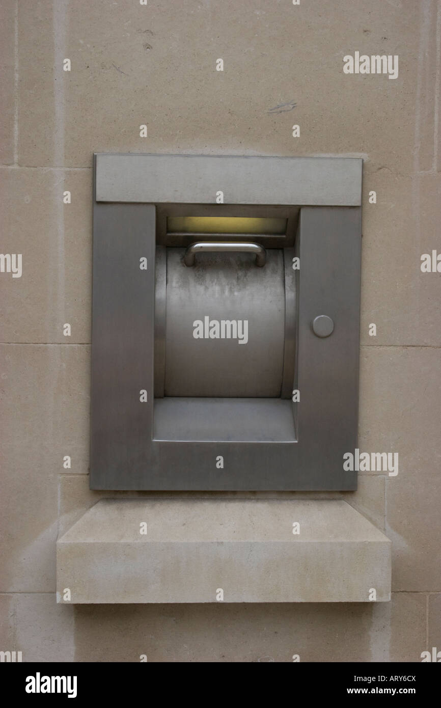 Day nigh hi-res stock photography and images - Alamy