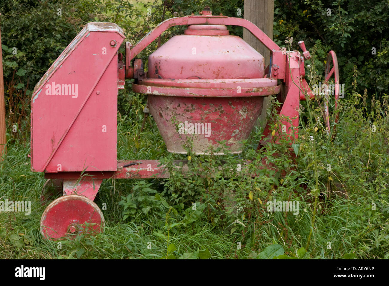 Old abandoned cement mixer hi-res stock photography and images - Alamy