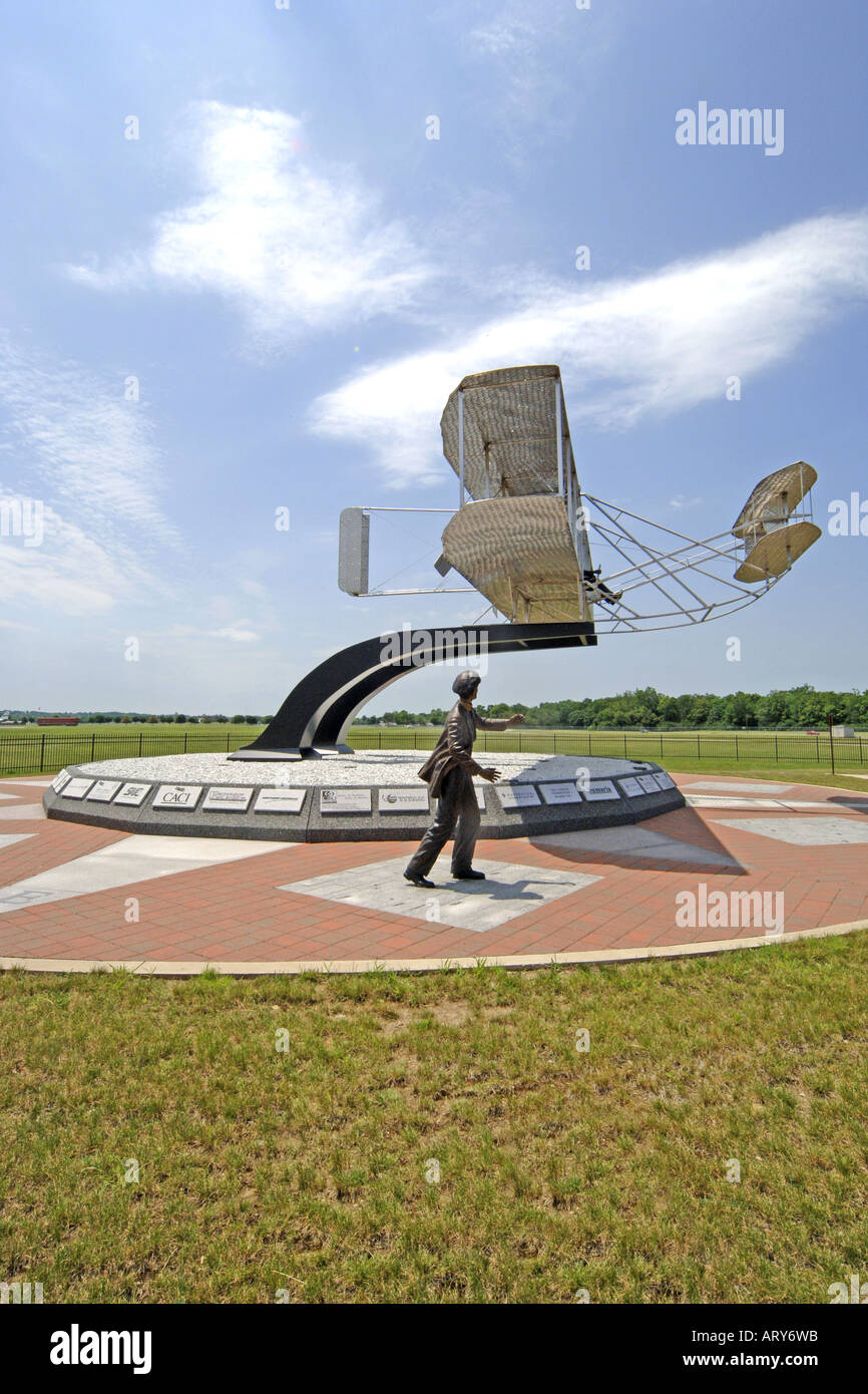Wright Flyer Sculpture by Larry Godwin at the Wright-Patterson AFB in ...