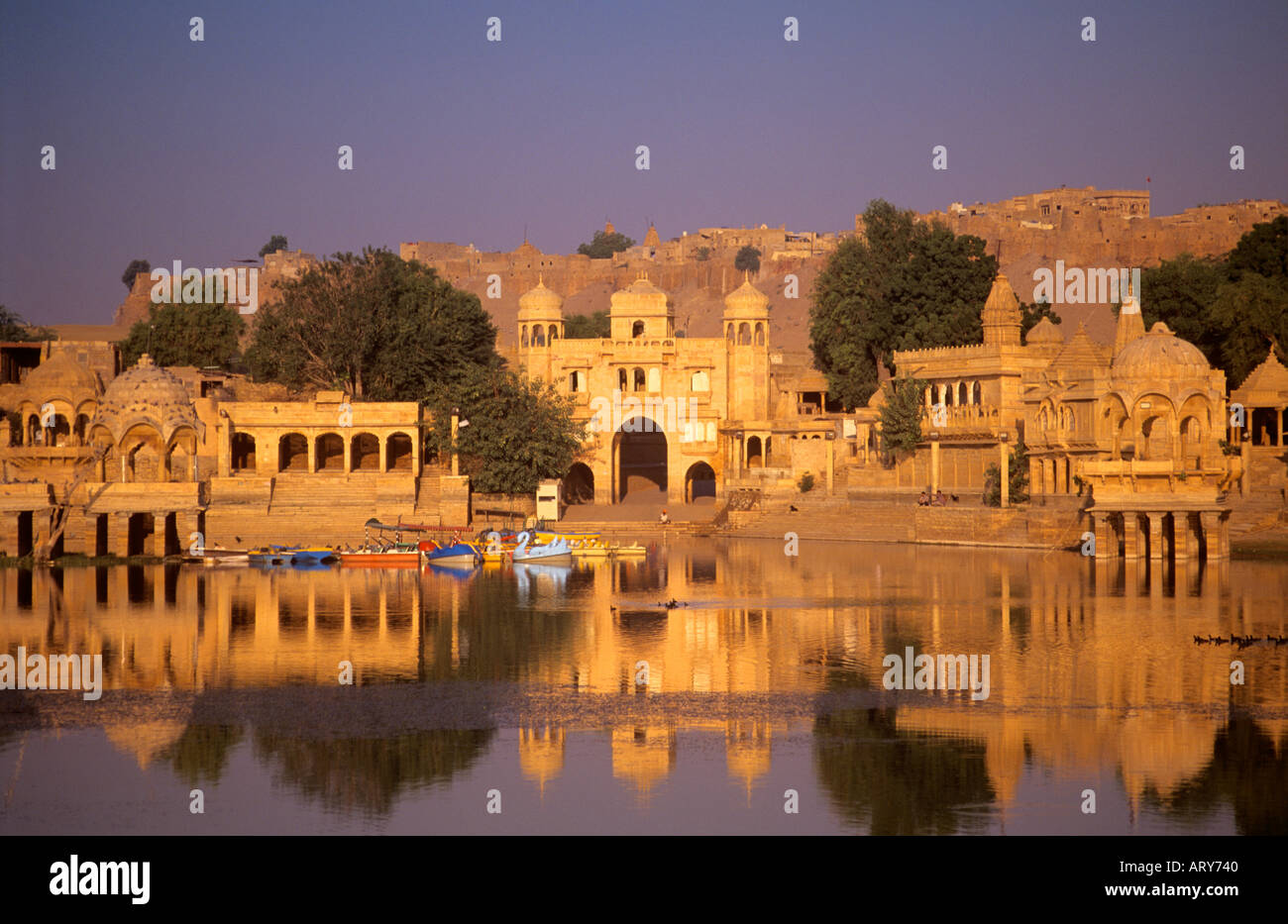 Gadi sagar tank hi-res stock photography and images - Alamy