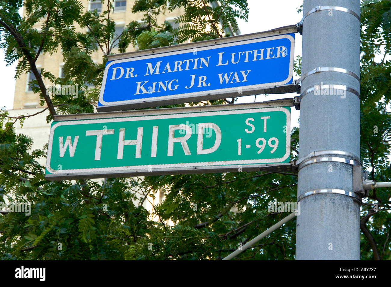 Dr. Martin Luther King Jr Way Street sign in Dayton OH Stock Photo - Alamy