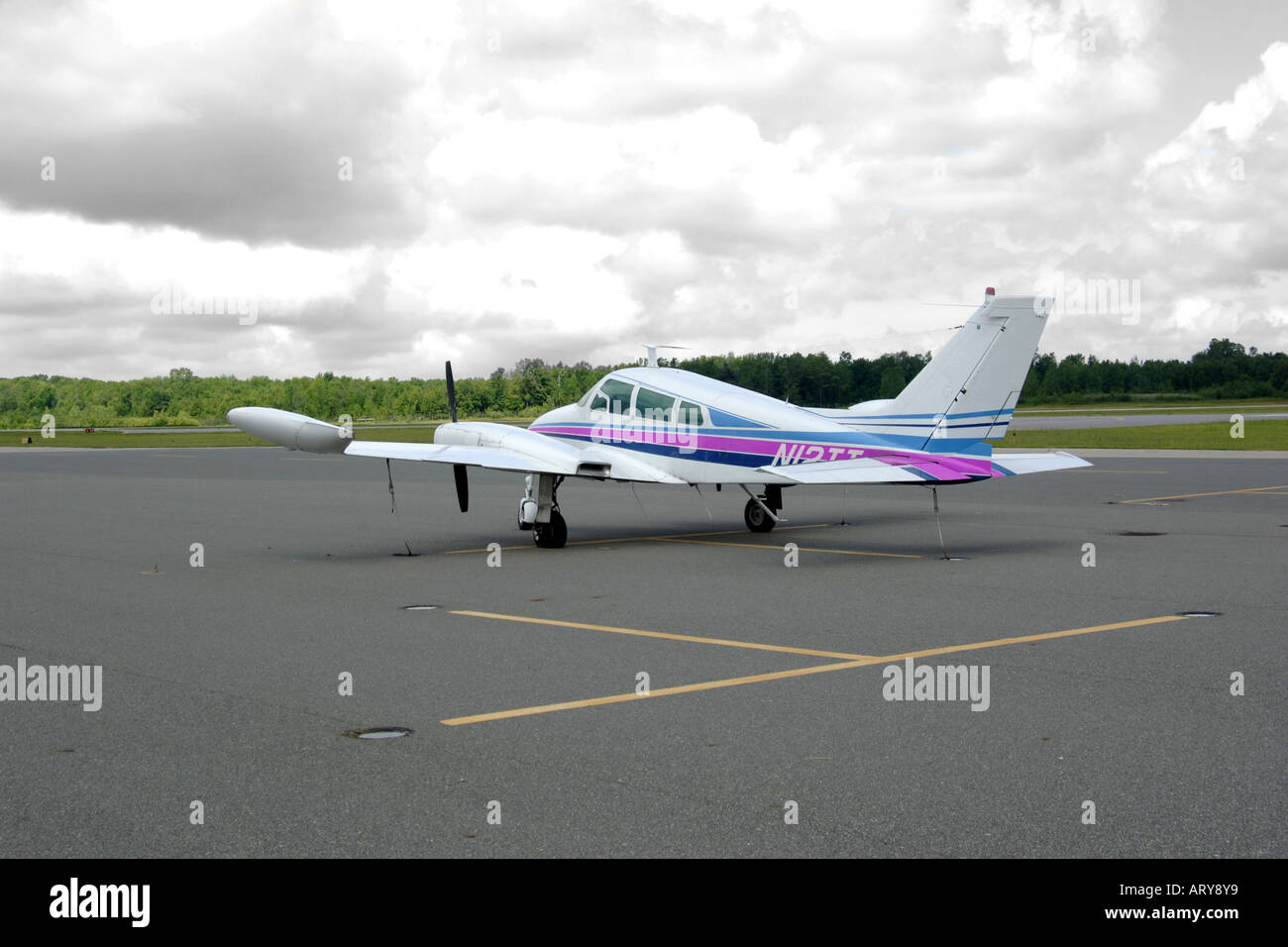 1963 Cessna 310H multi-engined civil aircraft Stock Photo - Alamy