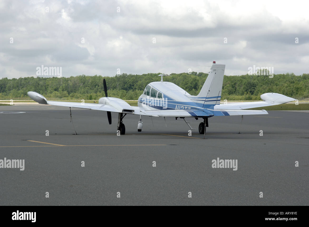 1963 Cessna 310H multi-engined civil aircraft Stock Photo - Alamy