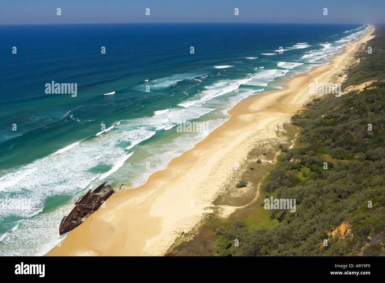 Wreck of the Maheno Seventy Five Mile Beach K'gari / Fraser Island ...