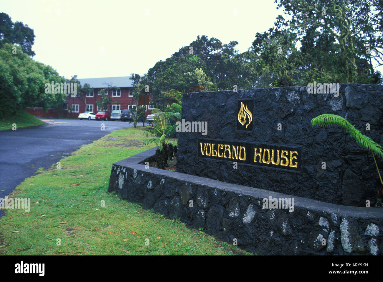 Volcano house hawaii hi-res stock photography and images - Alamy