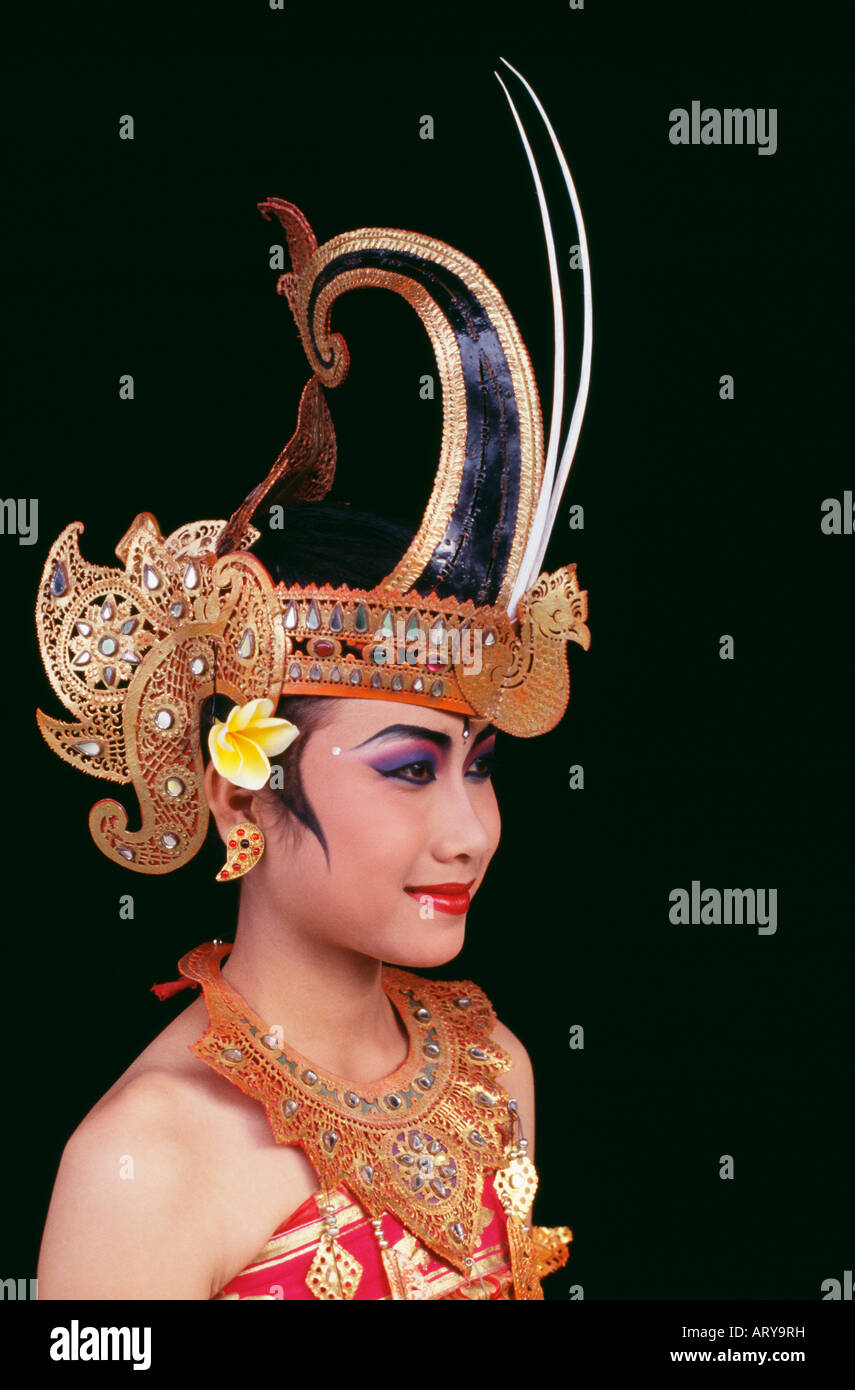 Balinese arts world hi-res stock photography and images - Alamy