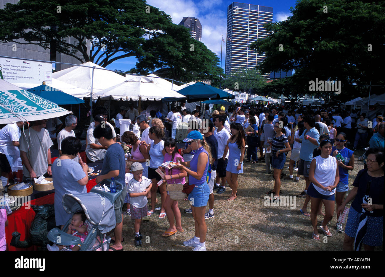 Food, fun and entertainment at the "taste of Honolulu festival Stock ...