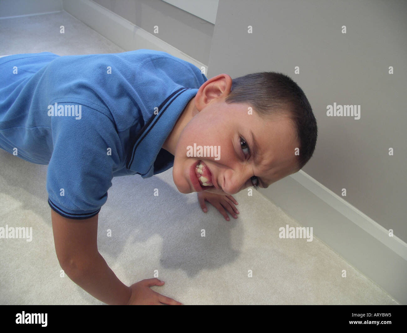 Straining trying hi-res stock photography and images - Alamy