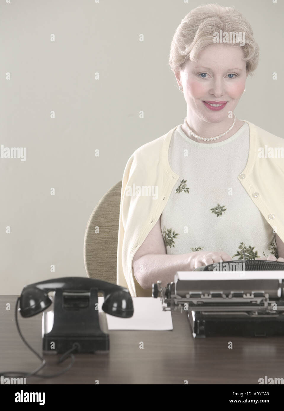 Attractive vintage secretary working desk hi-res stock photography and ...