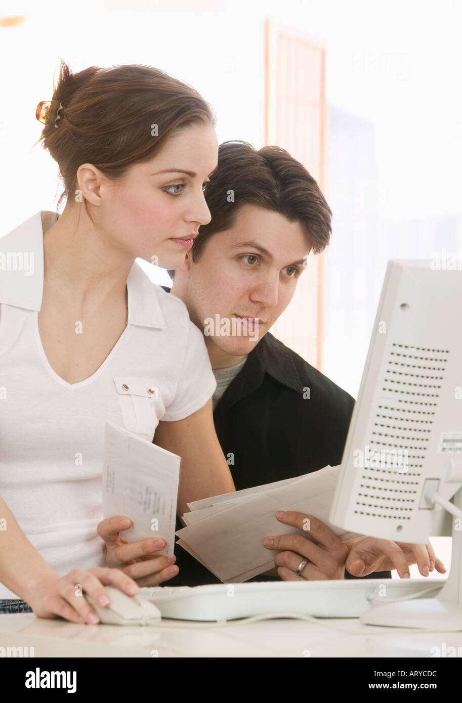 Working wives hi-res stock photography and images - Alamy