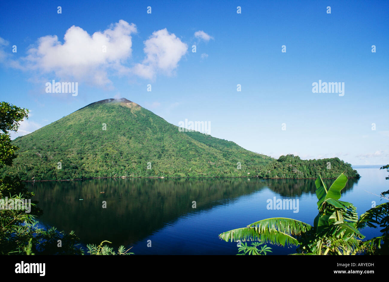 Gunung Api volcano Stock Photo - Alamy