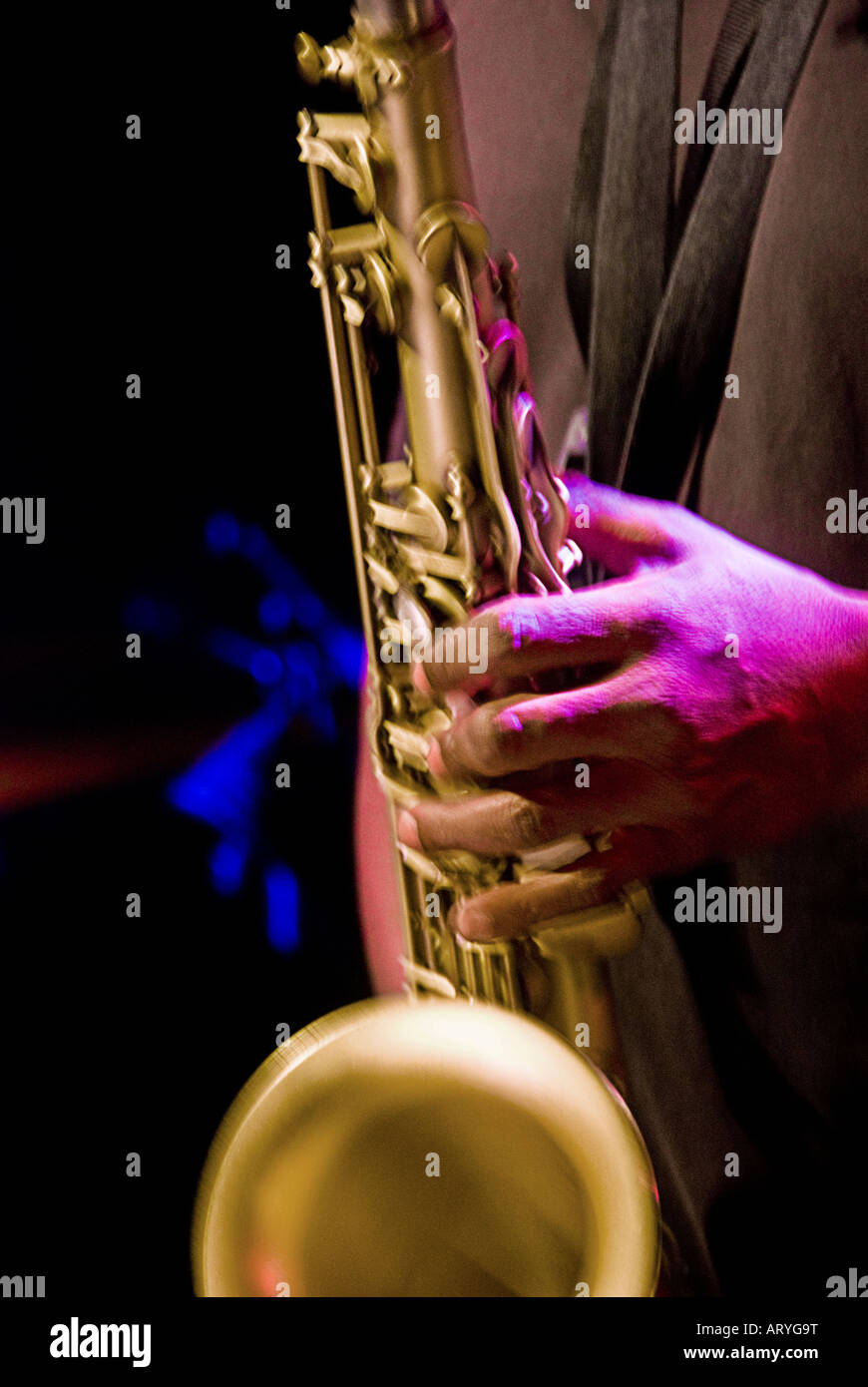 Saxo player hi-res stock photography and images - Alamy