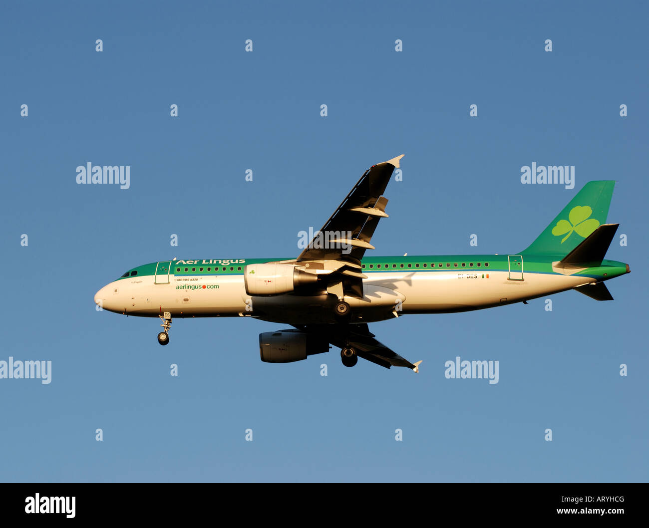 Irish aircraft airbus a320 hi-res stock photography and images - Alamy