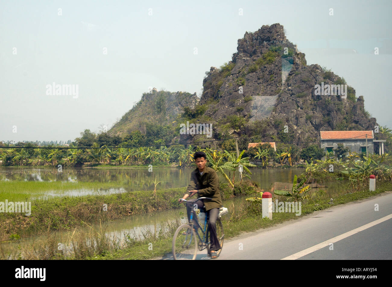Hanoi Halog Bay route Vietnam Stock Photo - Alamy
