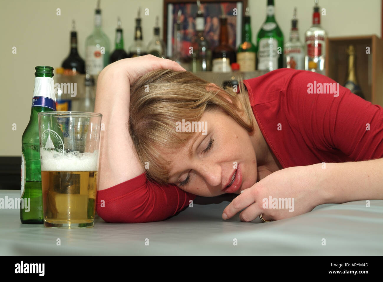 Heavy drinking hi-res stock photography and images - Alamy