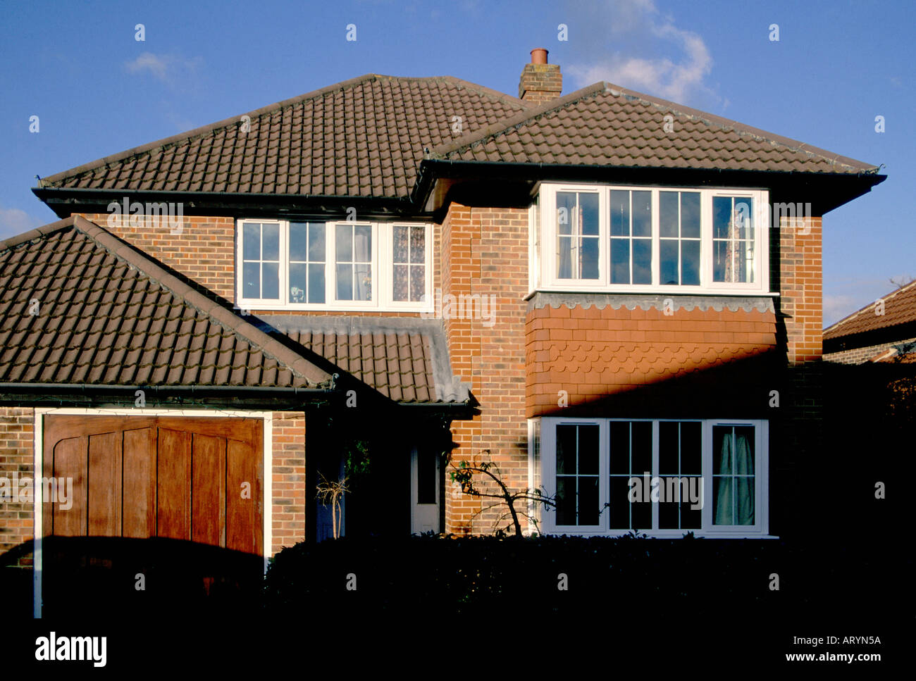 House england suburban hi-res stock photography and images - Alamy