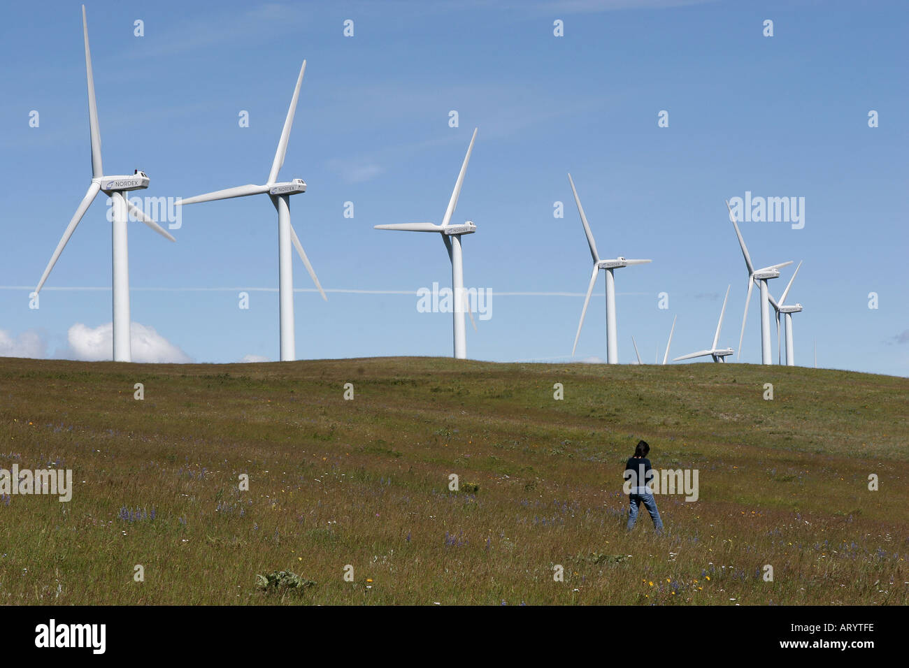 Cowley Ridge Wind Farm High Resolution Stock Photography and Images - Alamy
